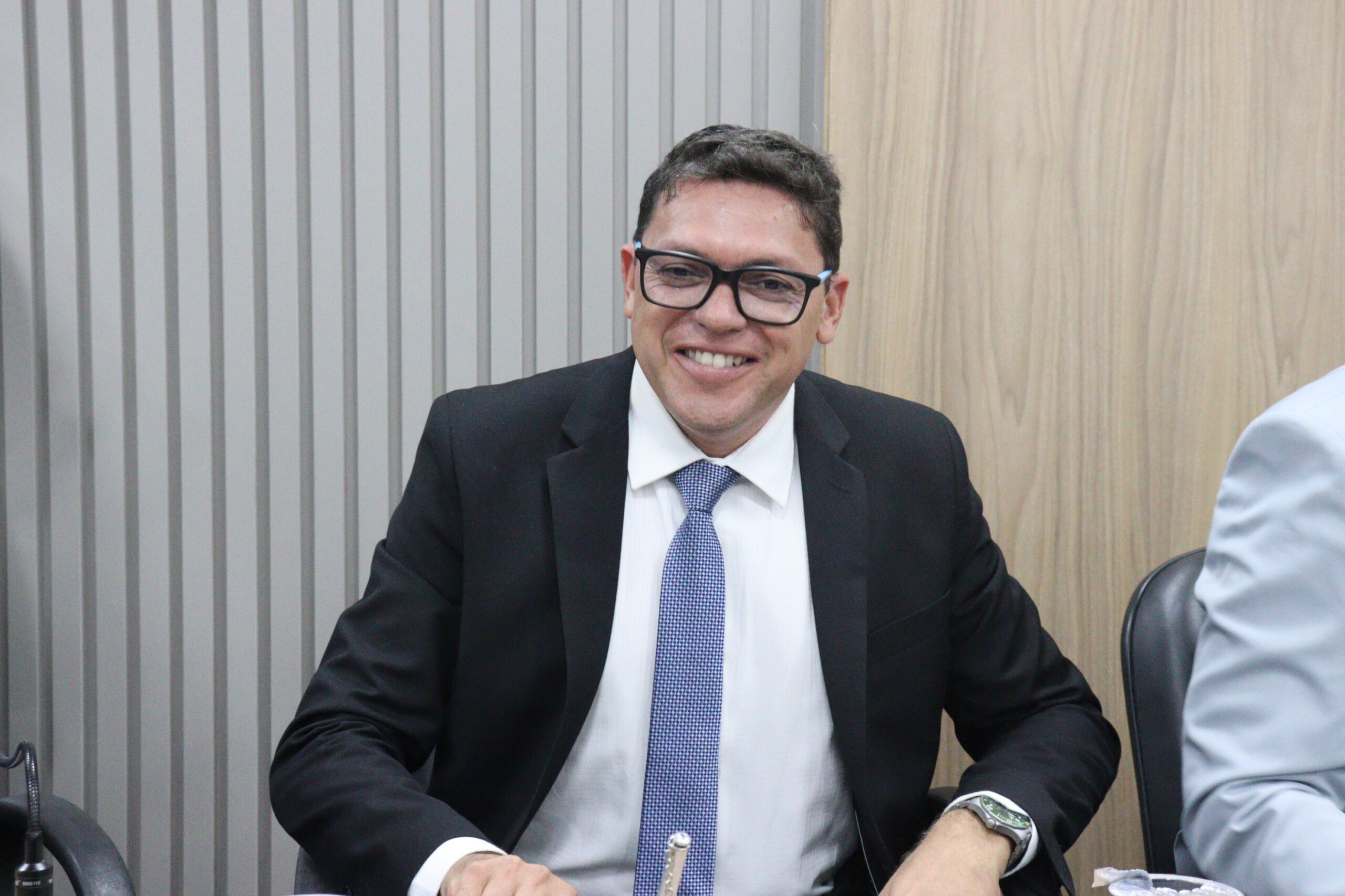 Câmara Municipal de Gurupi elege Ivanilson Marinho (PL) como presidente ...